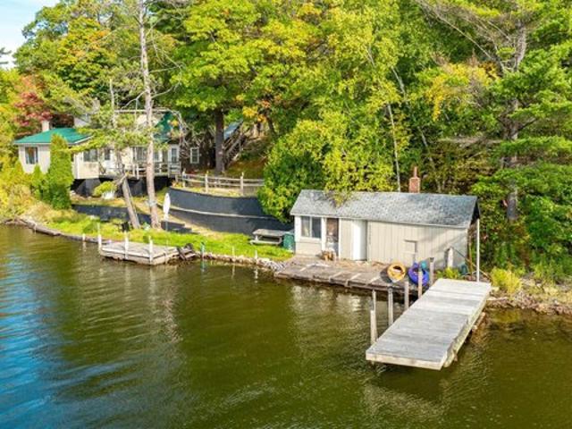 52175 State Highway M203, Hancock, MI 49930