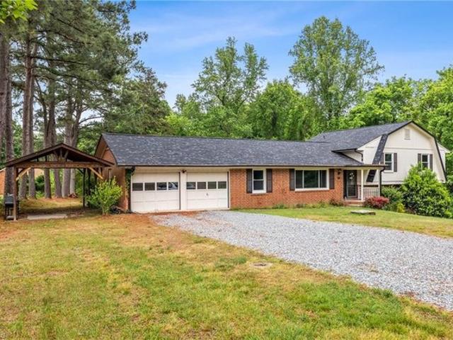 5217 Overlea Dr, Greensboro, NC 27407