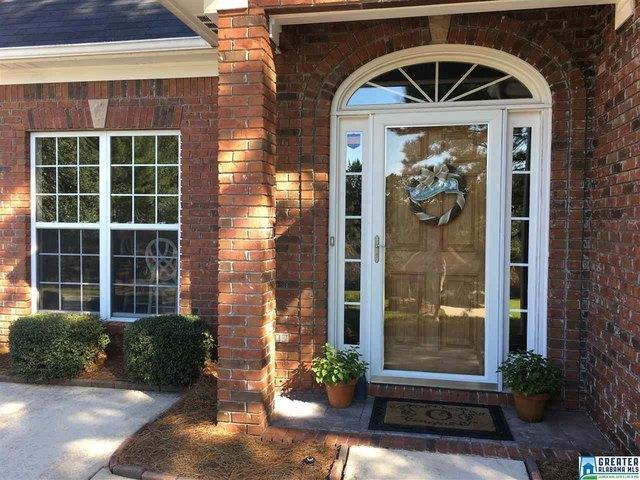 5217 Overlook Cir, Hoover, AL 35244