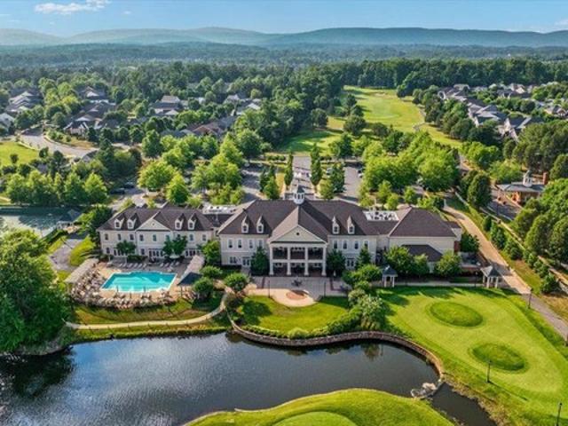 5217 Addlerfield Way, Haymarket, VA 20169