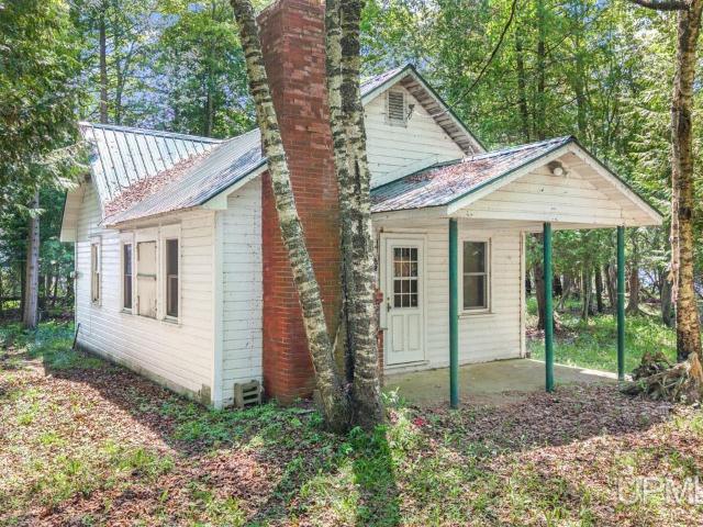 5217 County Road 513 T Road