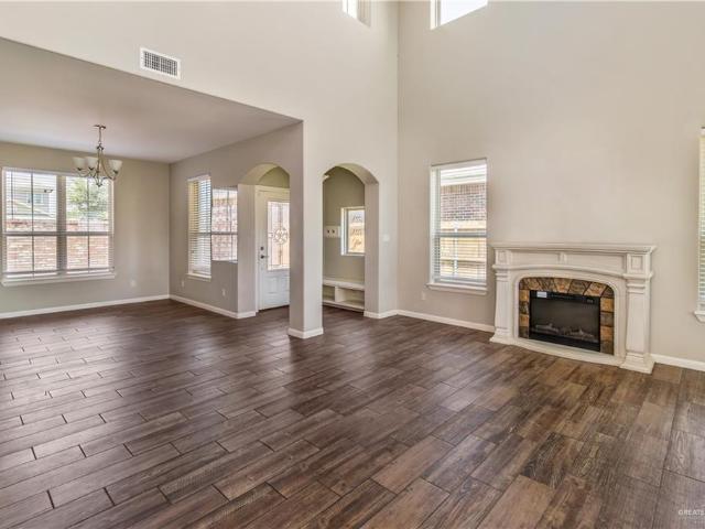 5217 Lost Creek Lane