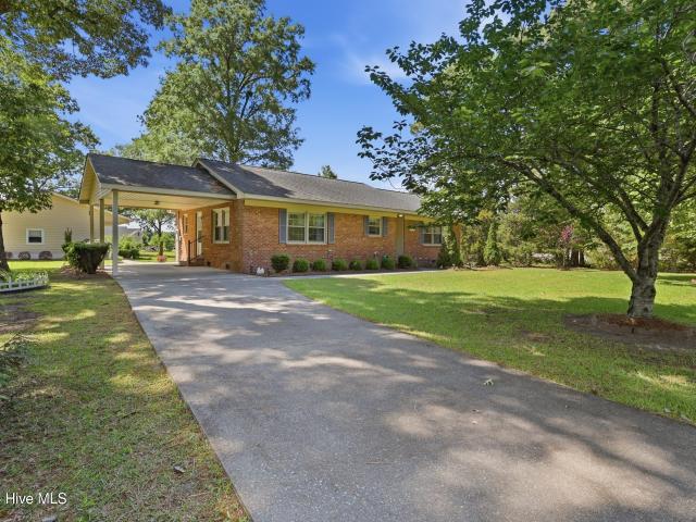 5218 Carr Drive