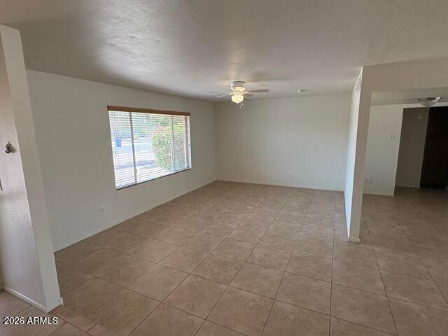 5218 e sheena drive