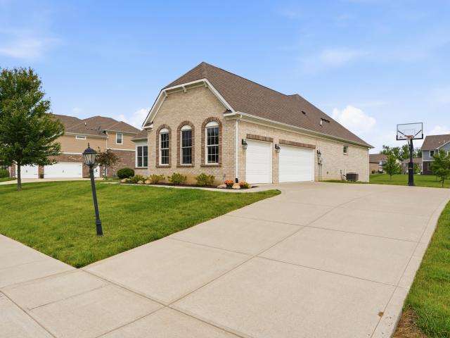 5218 Sweetwater Drive