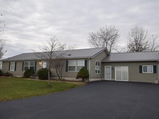 5218 Wallace Rd, Saint Paris, OH 43072
