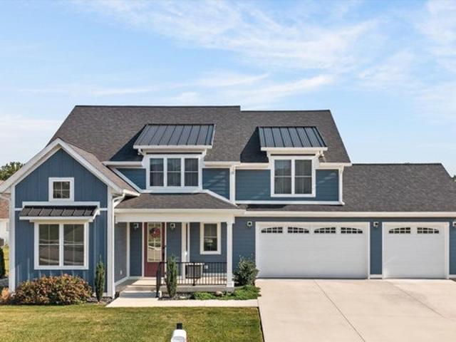 5219 W Pimlico Ct, Bloomington, IN 47404