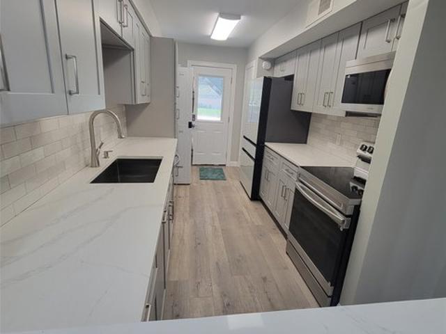 5210 Arboles Dr Apt B1, Houston, TX 77035