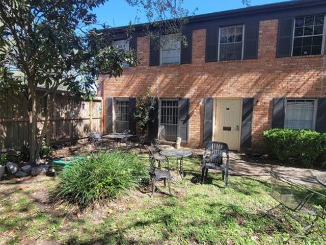 5210 Arboles Dr Apt B1, Houston, TX 77035