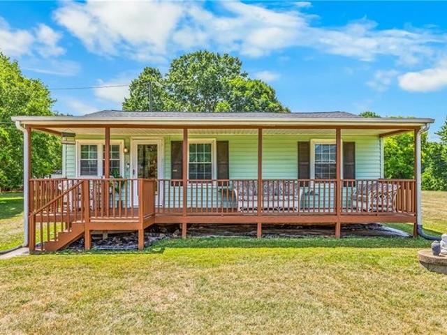 5210 Doris St, Winston Salem, NC 27105