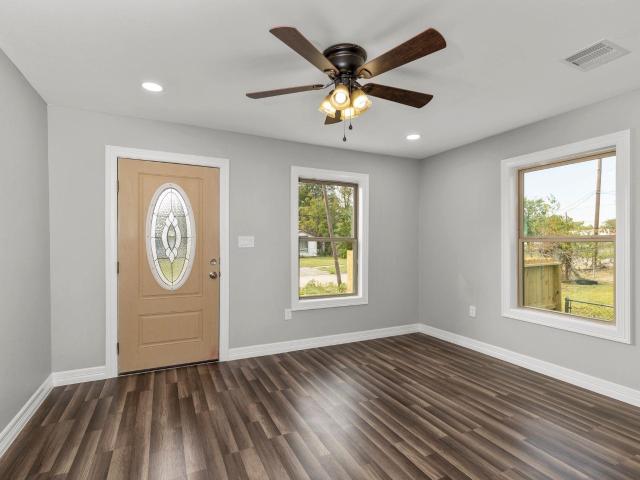 5210 Pickfair St, Houston, TX 77026 | MLS #47905