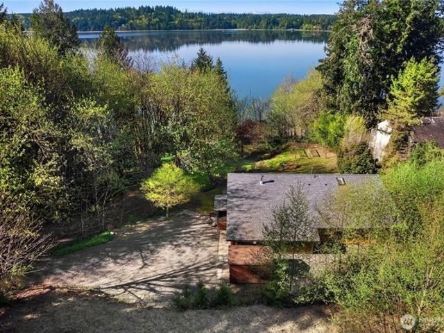 5210 Scott Rd NW, Olympia, WA 98502