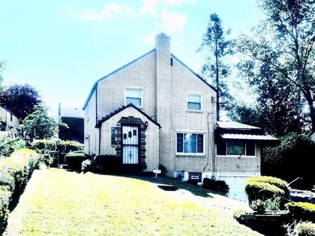 5210 White Oak Dr, Verona, PA 15147