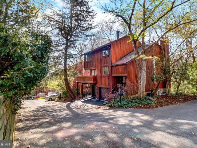 5211 MacArthur Ter NW, Washington, DC 20016 | MLS #DCDC2253