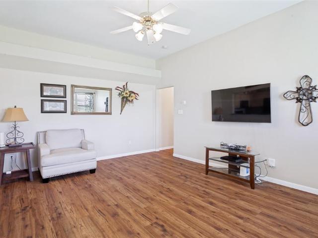 5211 Mountain Spring Trail