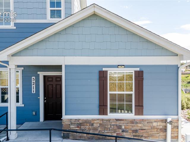 5211 Mountain Vista Heights