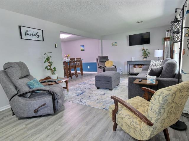 5211 Oak Mast Trail