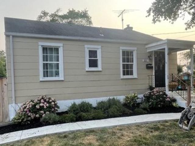 5211 Edgewood Rd, College Park, MD 20740