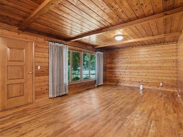 5211 Field Road