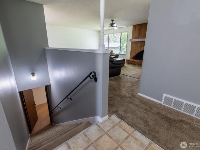 5211 W Myrtlewood Court