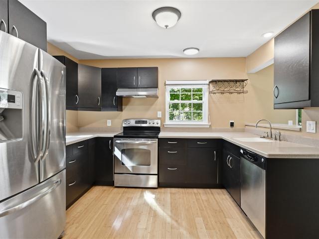 5212 Applewood Drive