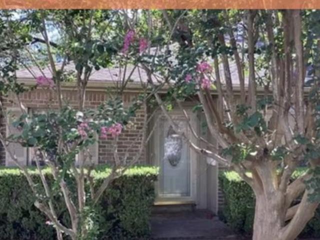 5212 Arboles Dr Apt A, Houston, TX 77035