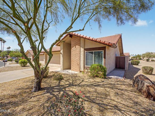 5212 e tamblo drive