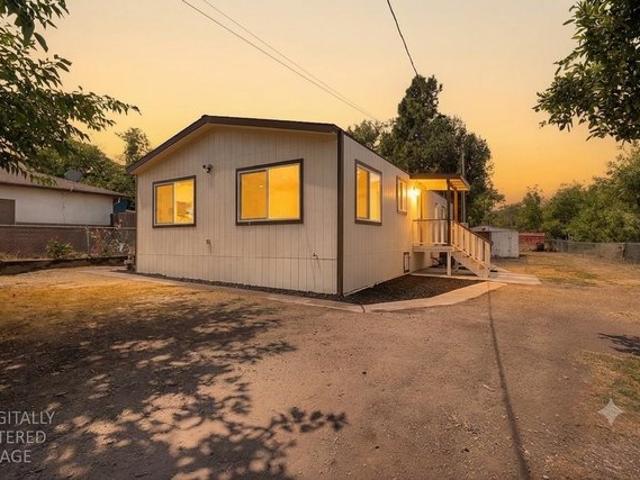5212 Elizabeth Ave, Olivehurst, CA 95961