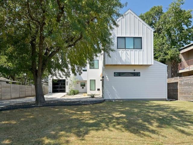 5212 Huisache St. #1 Amazing 2 bed 2.5 bath house