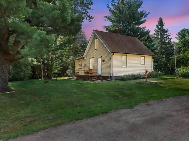 5212 th Ave NE, Wyoming, MN 55092