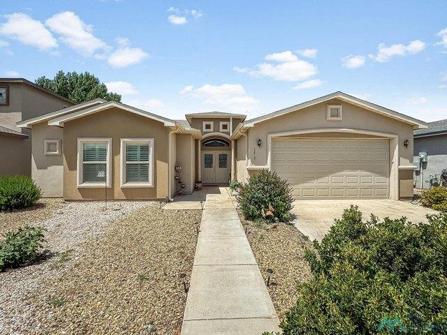 5212 W Big Red Rd, Hobbs, NM 88240