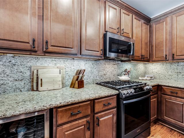 5212 Washington Ave, Houston, TX 77007 | MLS #10096 | Compass