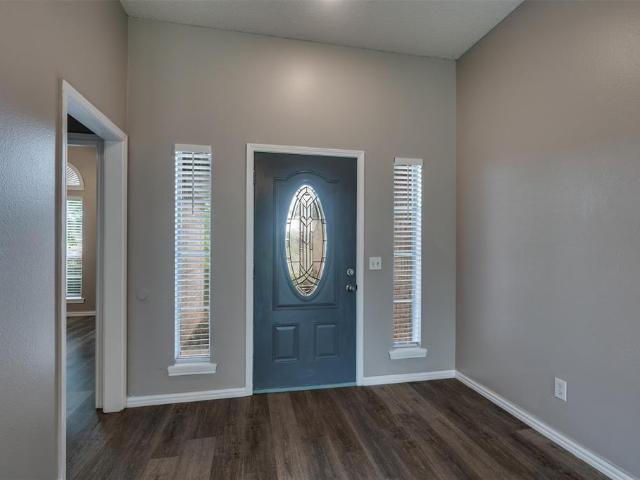 5213 Northview Drive