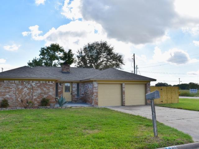 521 26th Ave N, Texas City, TX 77590 | MLS #24248