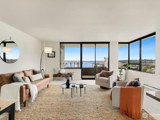 521 5th Avenue W # 805