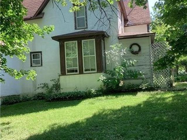 521 9th Ave W, Alexandria, MN 56308