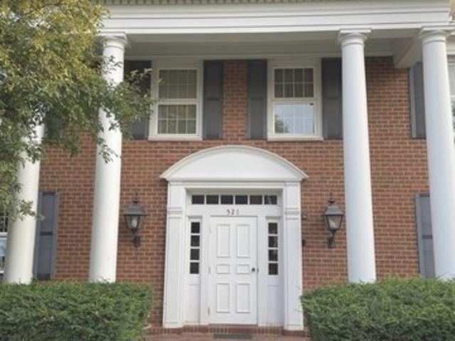 521 Coventry Ln Apt 5, Crystal Lake, IL 60014