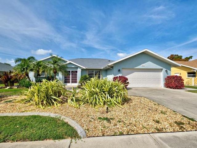 521 Cedarwood Ln, Venice, FL 34293