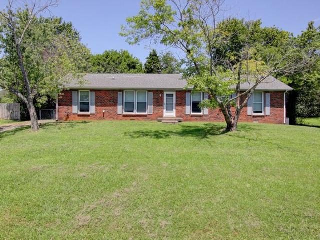 521 Cheatham Dr, Clarksville, TN 37042