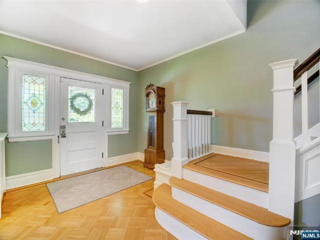 521 Belleville Avenue