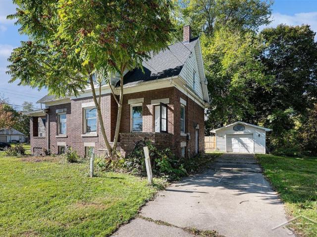 521 Birch Street