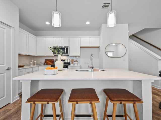 521 Burlington Dr # B