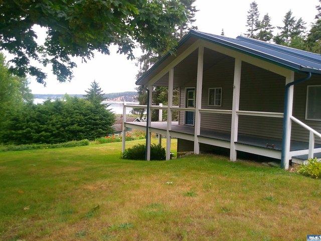 521 Gardiner Beach Rd, Sequim, WA 98382