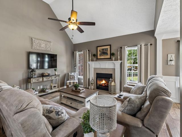521 Dallas Ct