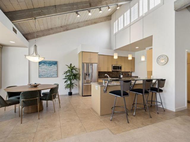521 Desert West Drive