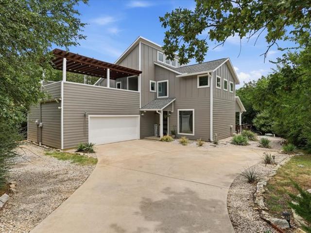 521 Diamond Point Dr, Oak Point, TX 75068