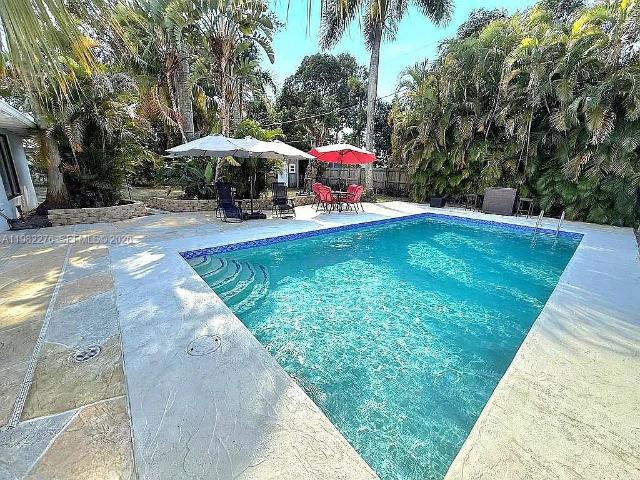 521 E Evanston Cir, Fort Lauderdale, FL 33312 | MLS #A11982