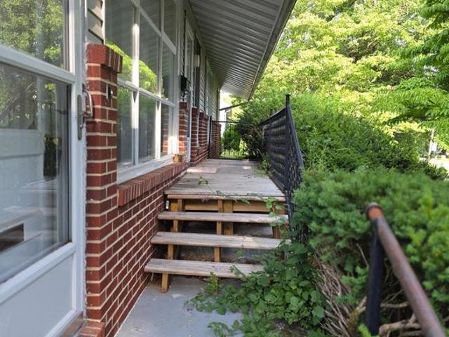 521 E Mifflin Street