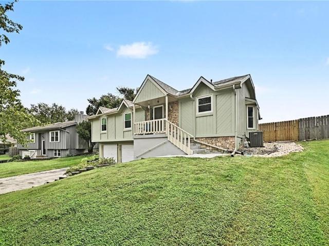 521 Karapat Drive