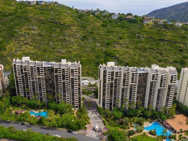 521 Hahaione St Units 2 & 12H, Honolulu, HI 96825